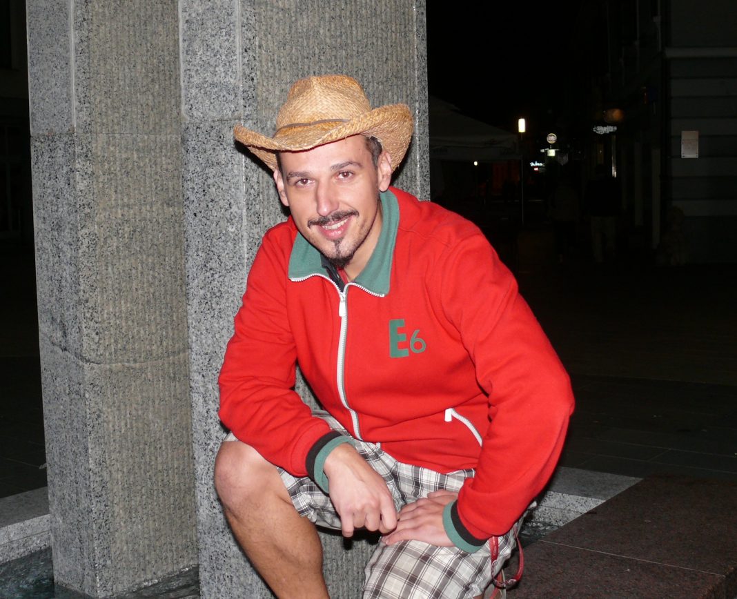 Igor Baksa glavni glumac u svom prvom dugometražnom filmu. Besplatna ...