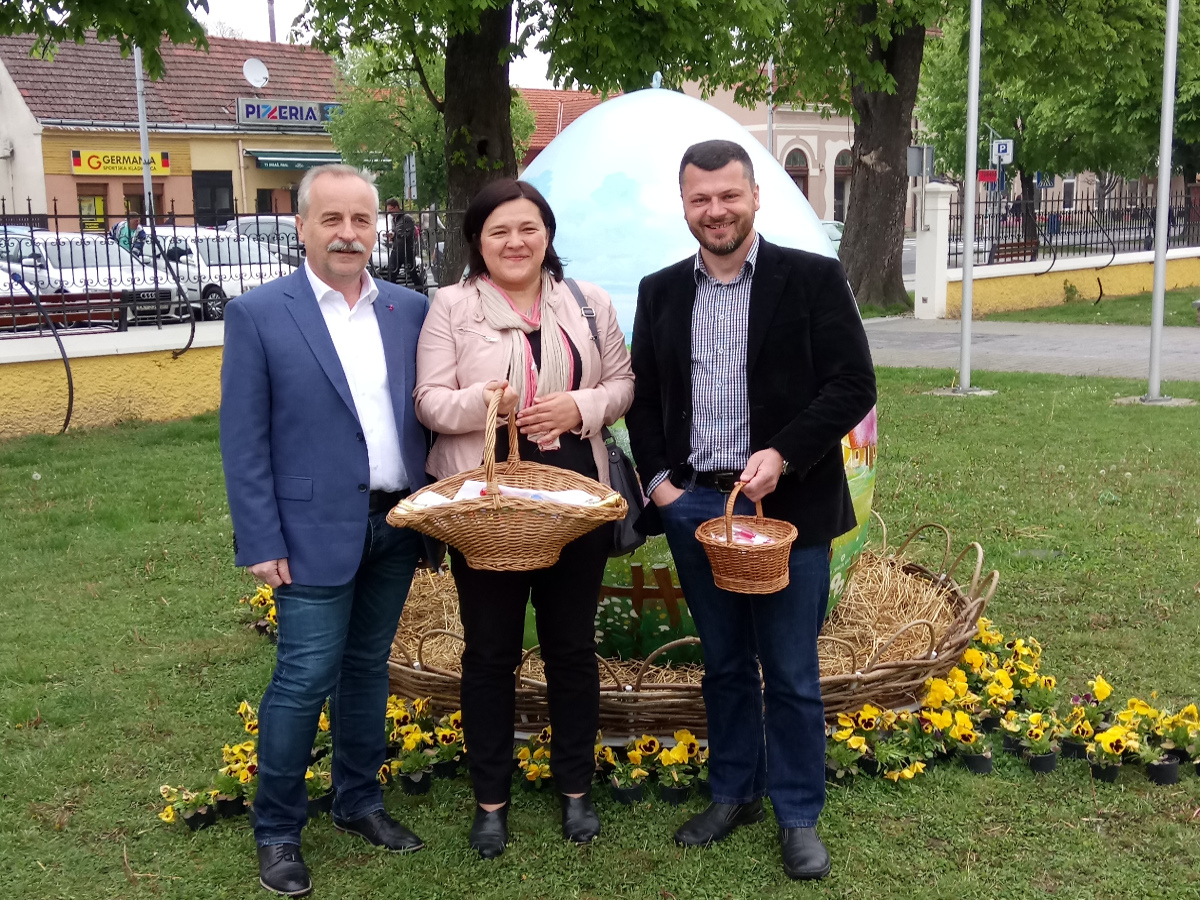 Prelog: Mladen Novak i Nenad Igrec darivali građane pisanicama