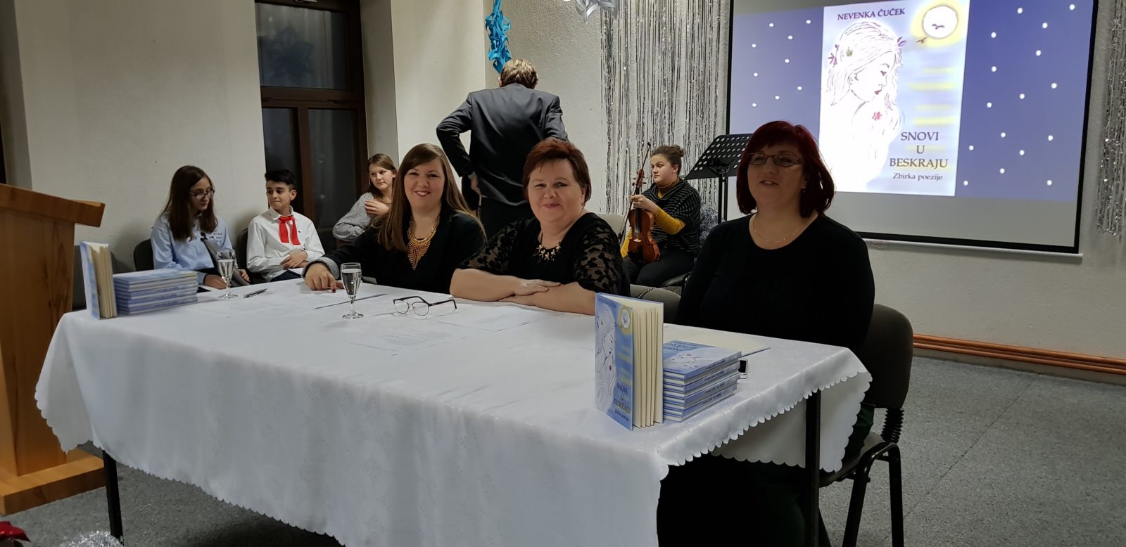 FOTO: “Snovi u beskraju” Nevenke Čuček predstavljeni u Selnici