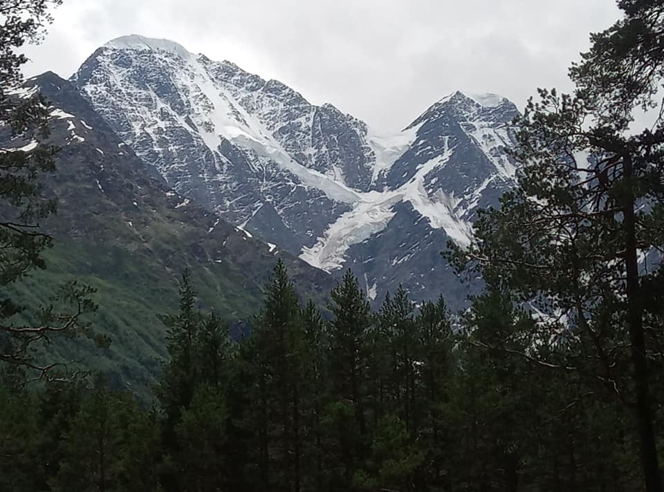Čakovčanin Igor Rodiger danas osvojio Elbrus najviši europski i ...