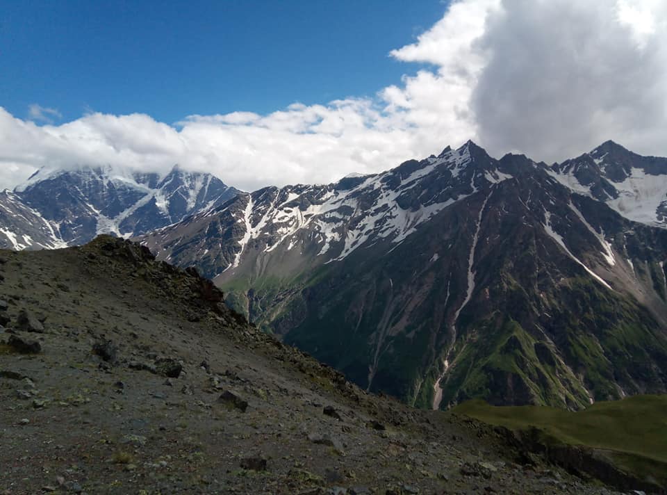 Čakovčanin Igor Rodiger danas osvojio Elbrus najviši europski i ...