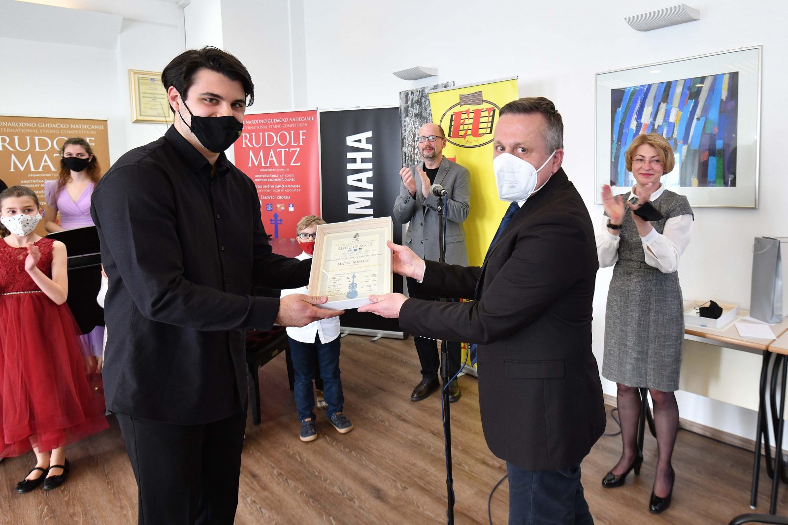 Violinista Matej Mijalić apsolutni pobjednik 18. gudačkog natjecanja ...
