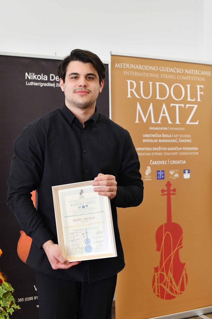 Violinista Matej Mijalić apsolutni pobjednik 18. gudačkog natjecanja ...