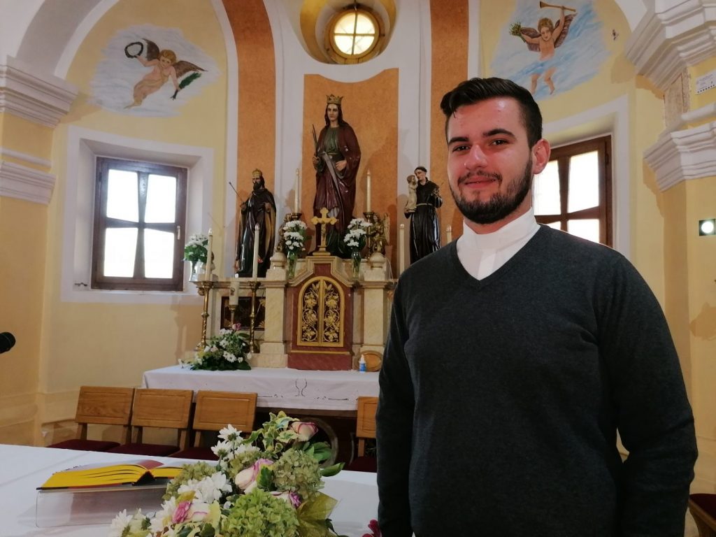 Velečasni Mislav Mikac preuzeo župu u Gornjem Mihaljevcu: Sam si kuham ...