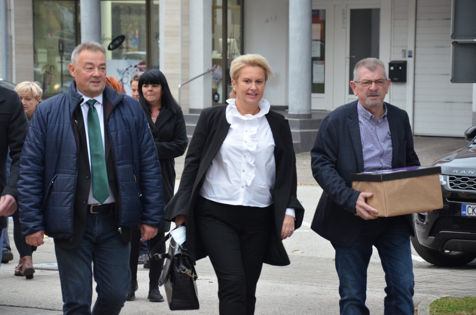 Potpise za kandidaturu predala i Sandra Herman, kandidatkinja za prvu ...