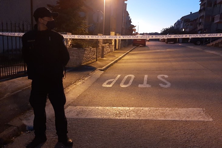 Ubio majku i oca, pa se sam prijavio policiji