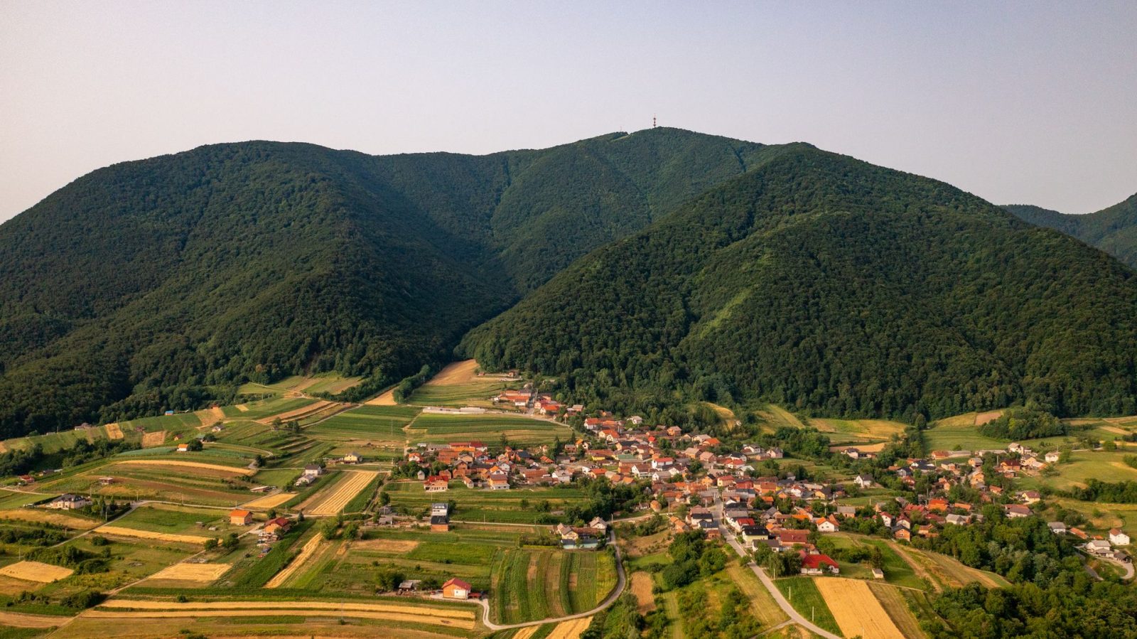 FOTO: Aktivno se odmorite u planinarskom gradu Ivancu!