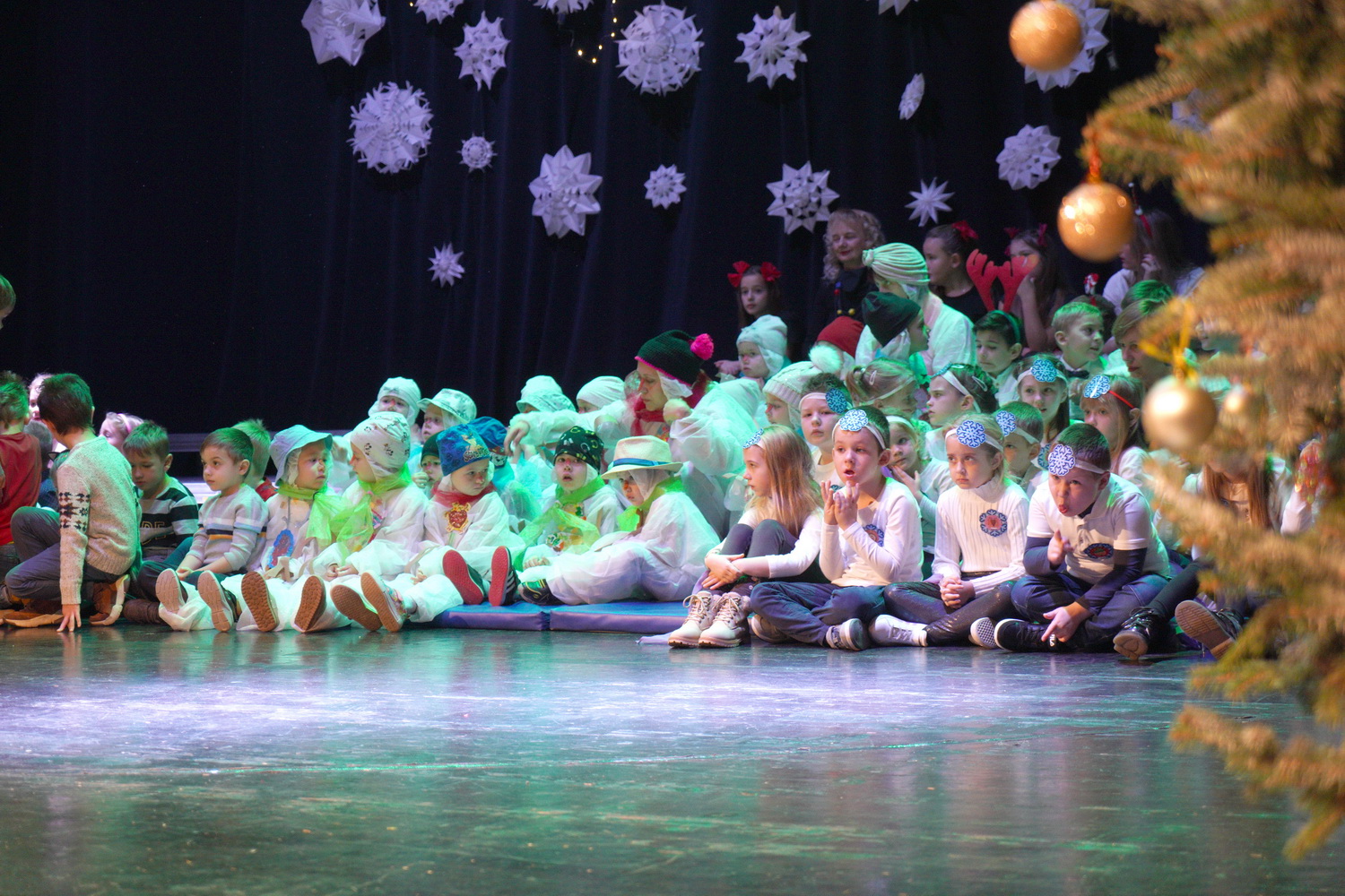 Predstava Božićna čarolija u CZK 2022.