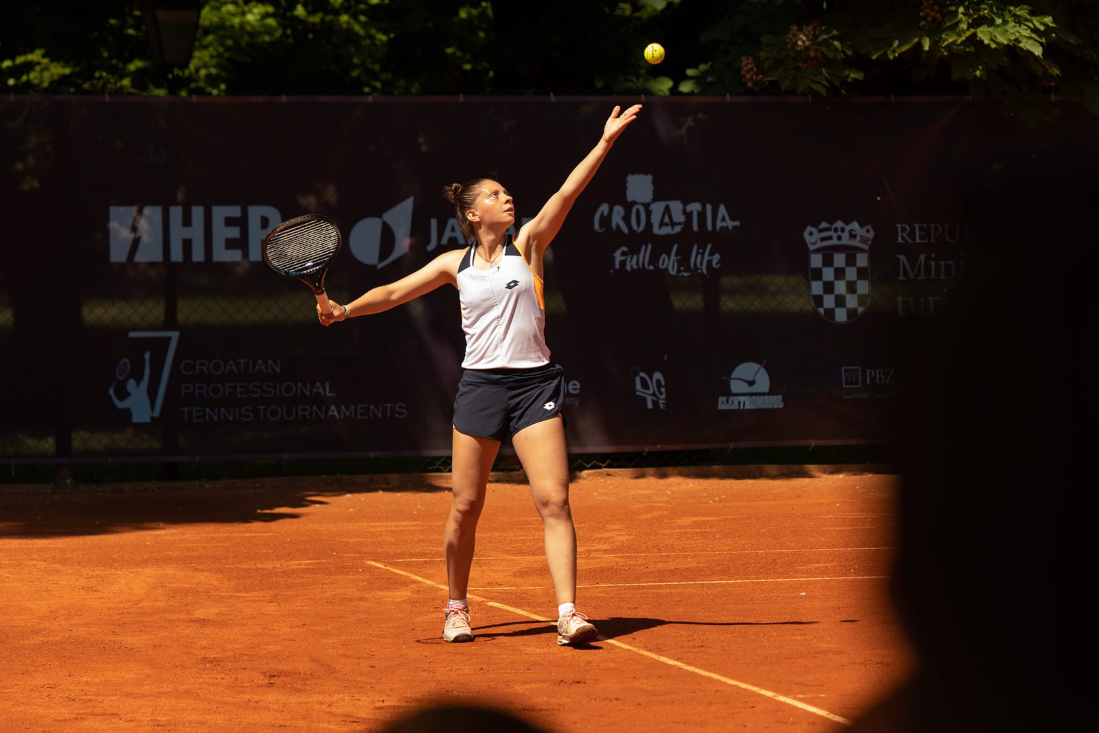 Tonka s 2:0 ušla u četvrtfinale ITF-a u Osijeku