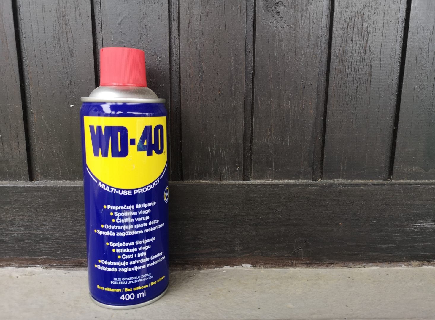 Svi imamo sprej WD-40, no znate li što znači njegova kratica?