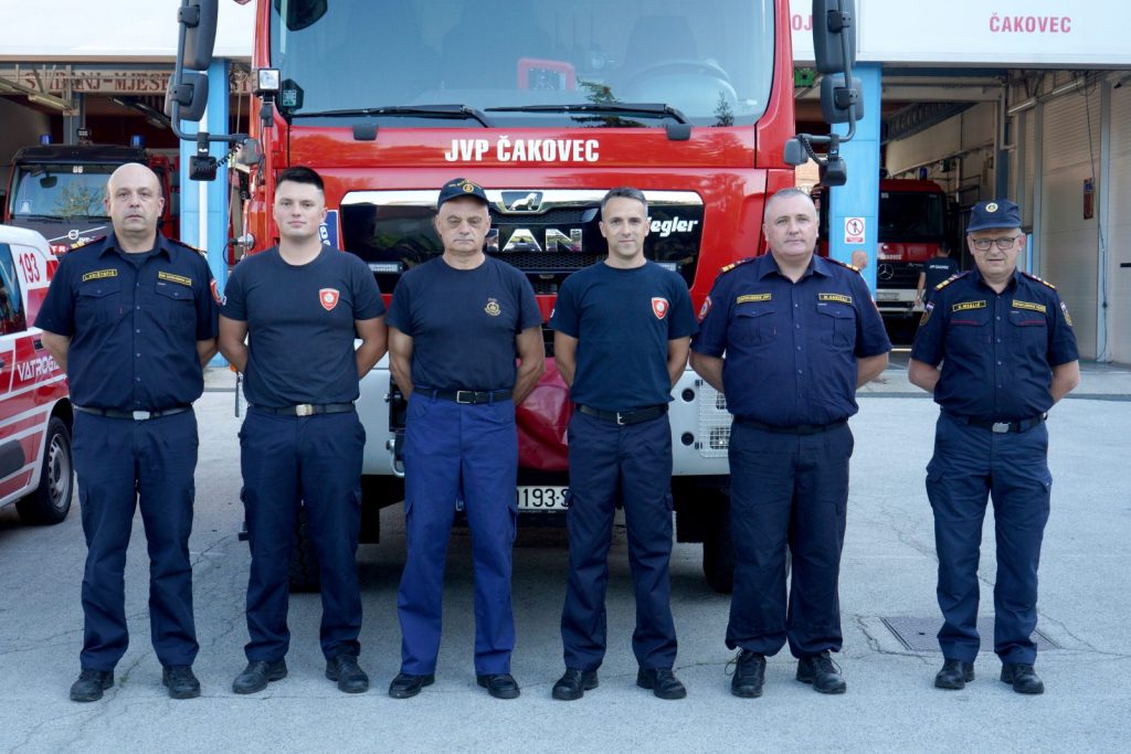 Damir Perhoč, Marcel Dvorščak i Danijel Novak pomažu kolegama na moru