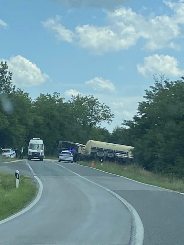 Kamion izletio s ceste na relaciji Sveta Marija - Donji Vidovec
