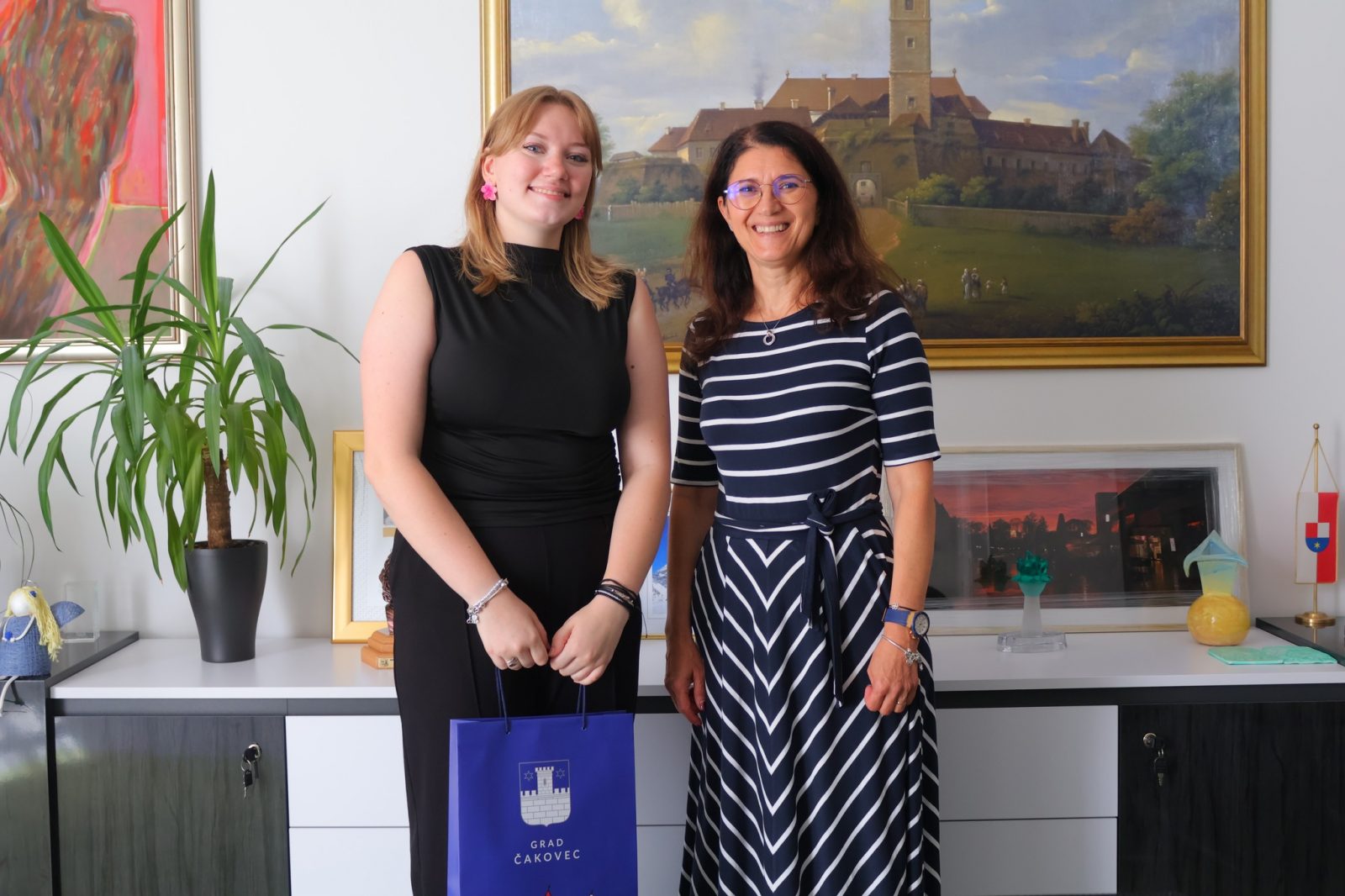 Gradonačelnica Cividini ugostila sjajnu pijanisticu Unu Strbad