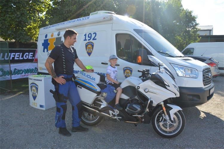 Preventivna akcija policije vezana uz mopediste i motocikliste