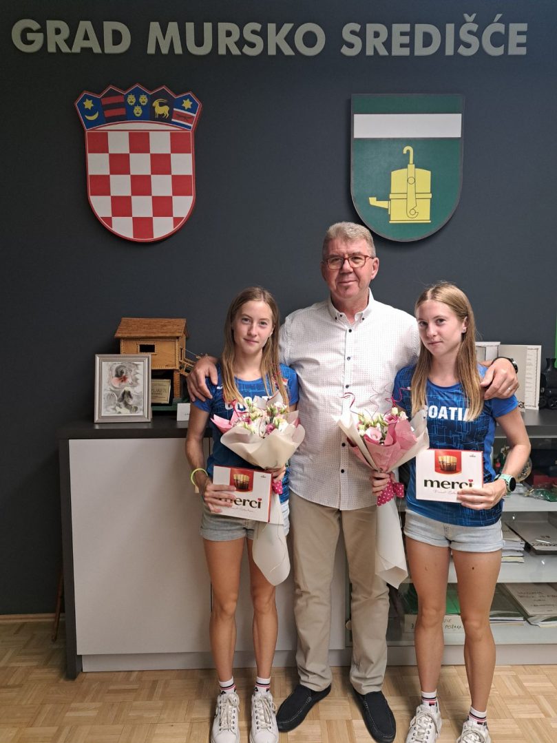 Tena i Lea Marodi na prijemu kod gradonačelnika