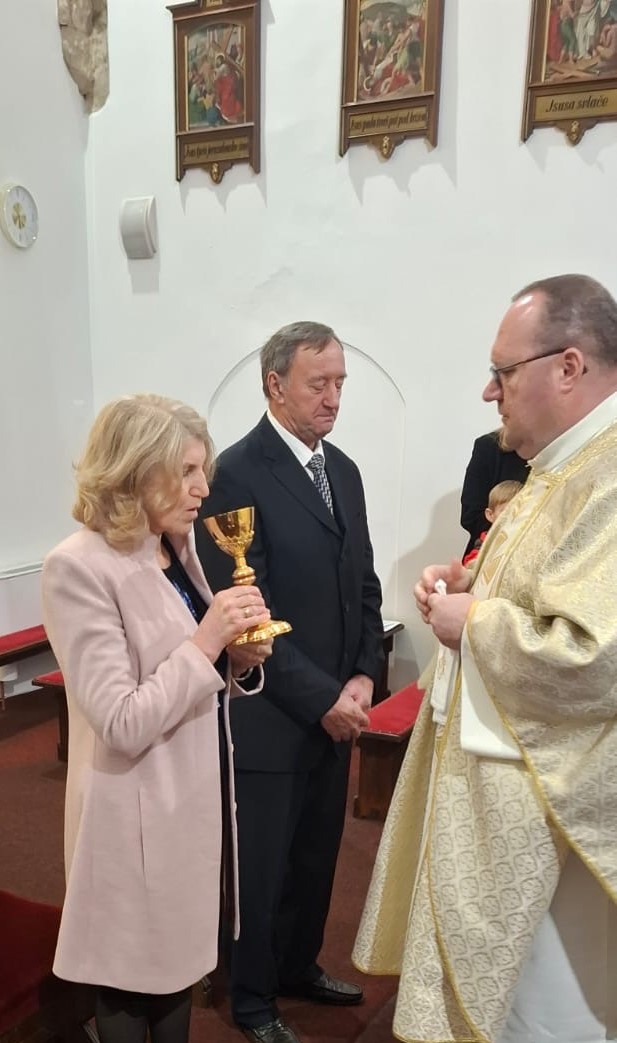 Zvonimir i Branka Novak proslavili 50. godina sakramenta ženidbe