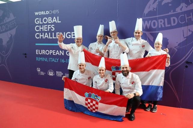 Srebrna medalja za naš tim na Global Chef Challengeu u Riminiju!