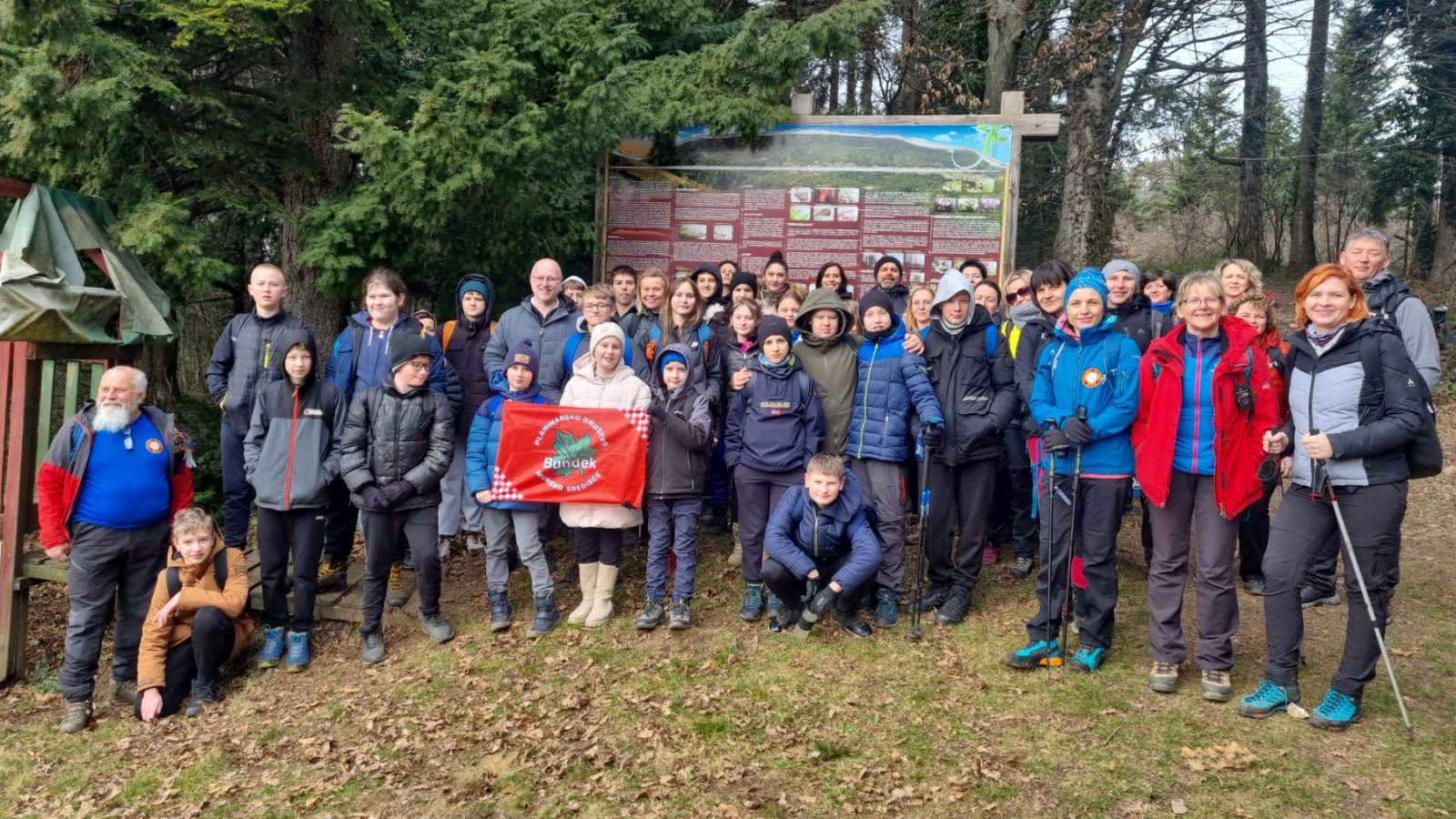Planinari PD Bundek s Bregecima na izletu na Ravnoj gori