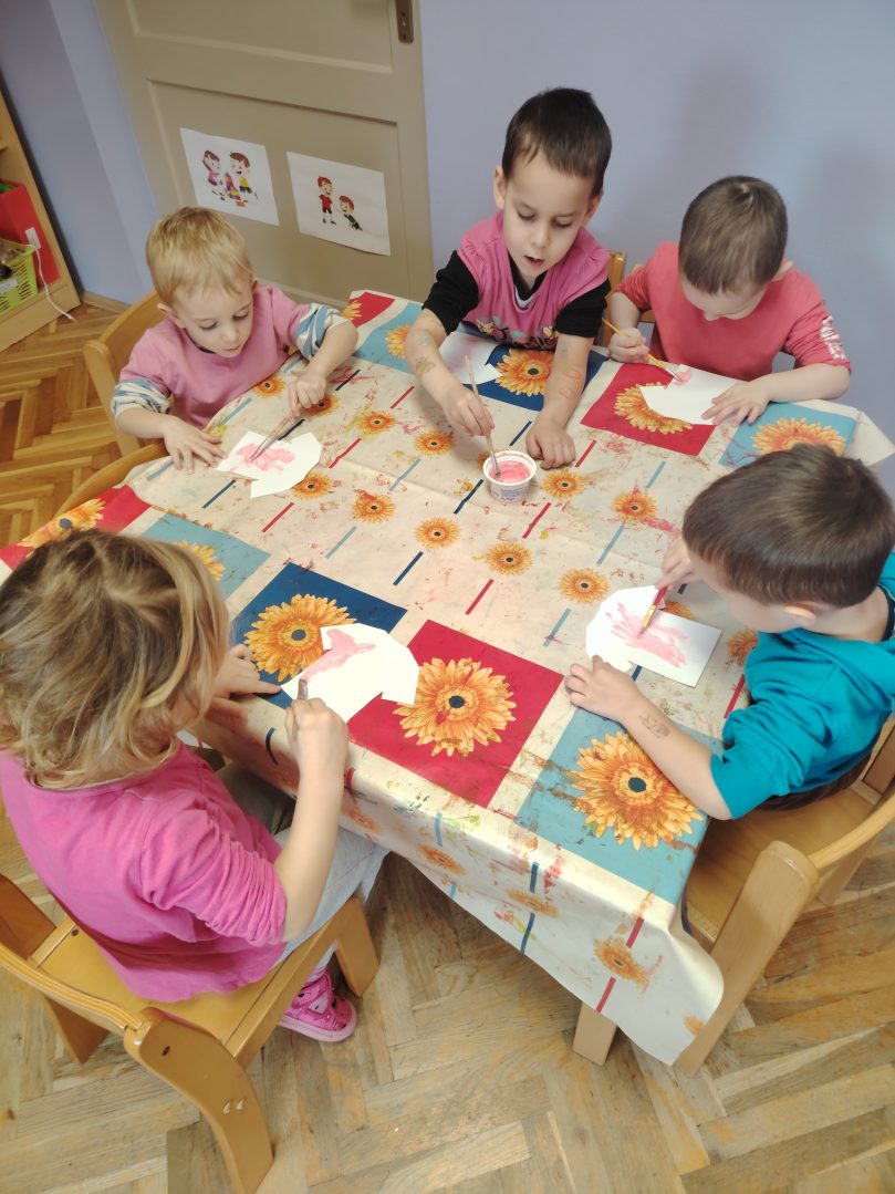 Pčelice obilježile Dan ružičastih majica