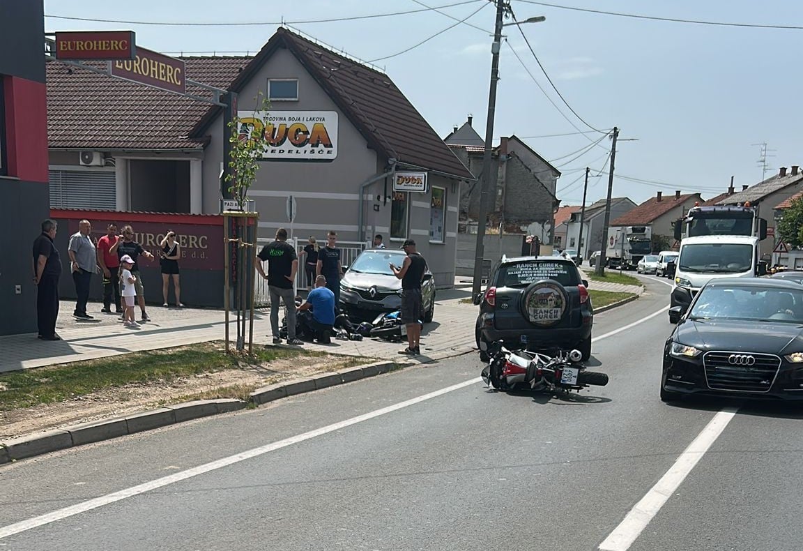 Teška nesreća u Nedelišću: Sudarili se auto i dva motora