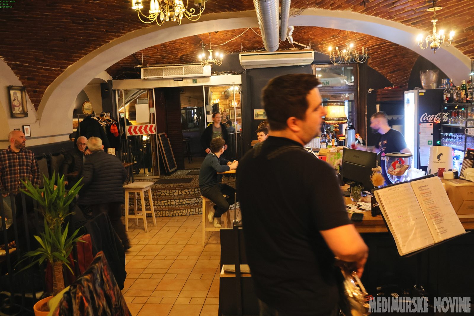 Marija Kalmeta Trio oduševio publiku u Mamas & Tapas